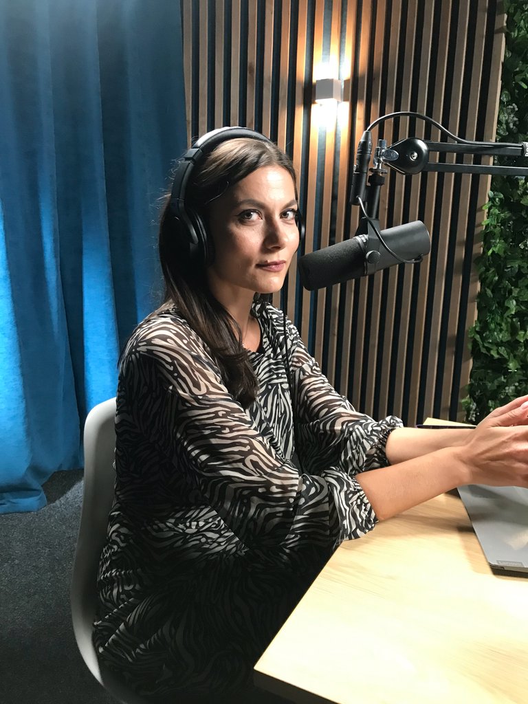 VB Talks | Podcast by Victoriabank | Dana Ciobanu & Andriano Marian ...