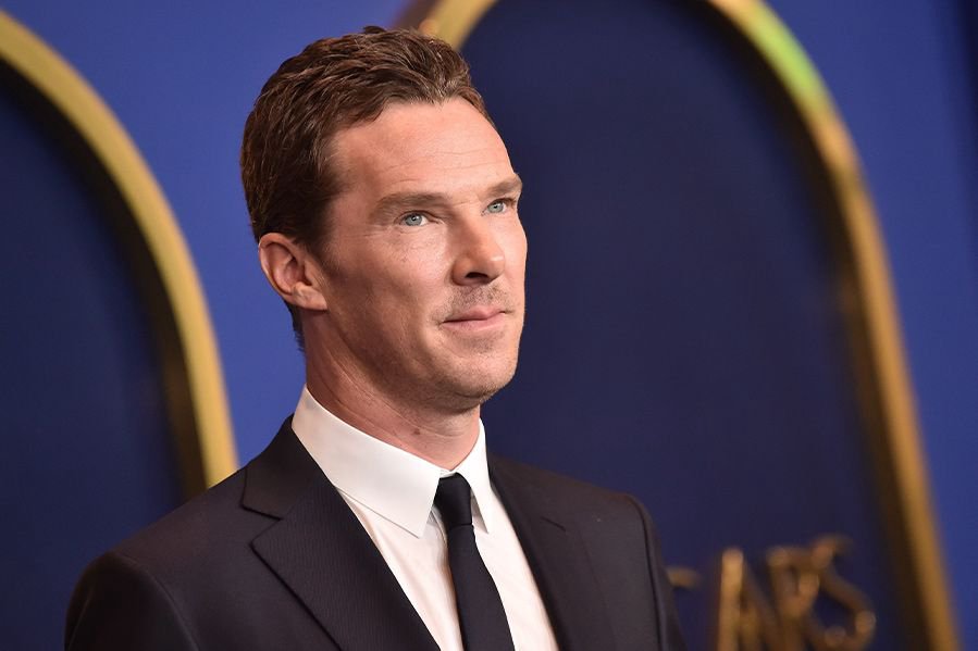 Actorul Benedict Cumberbatch va citi „Patriotul” lui Alexei Navalnîi în ...