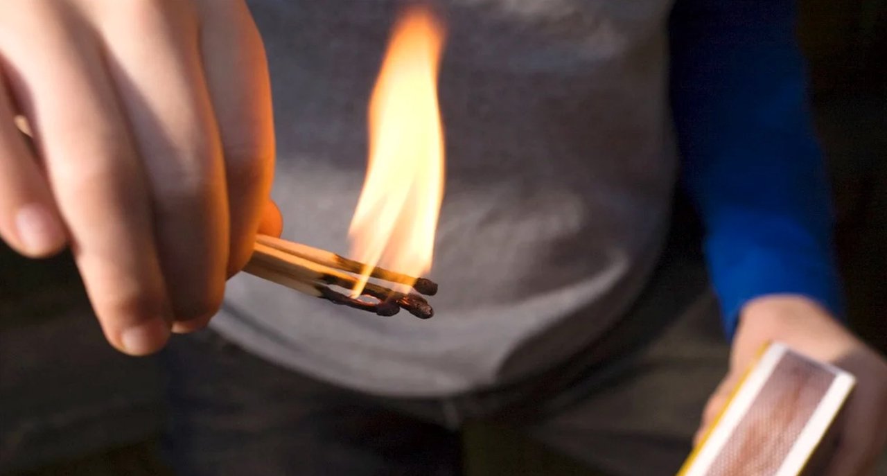 Un copil, internat în spital cu arsuri de gradul II și III, după ce s ...